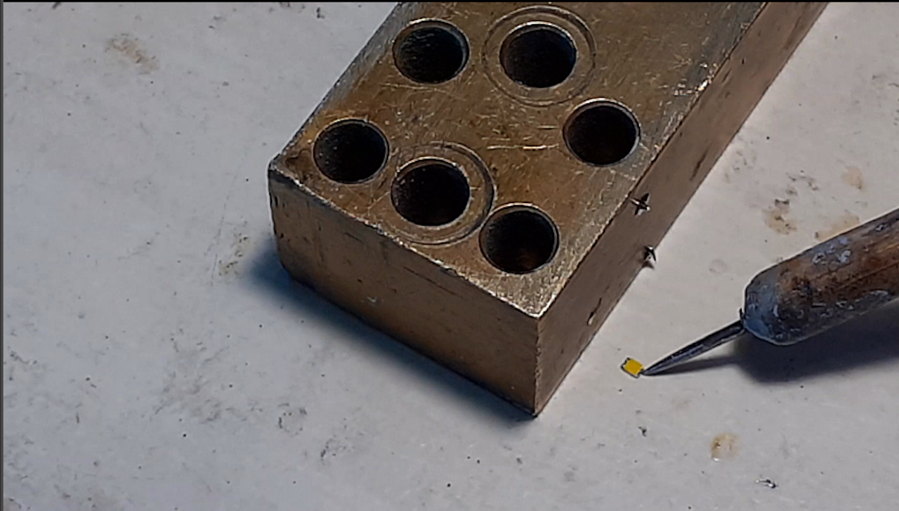 How To Solder SMD LEDs To Magnet Wire For Beginners Experts